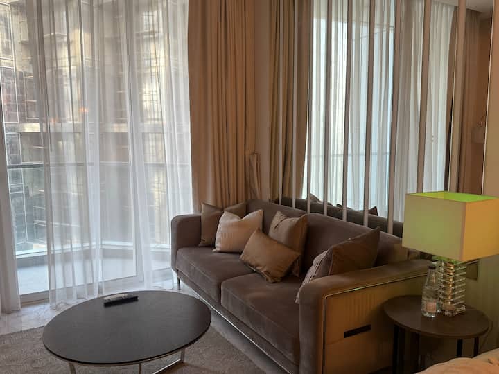 ستديو، 421،مبنى431،طريق 4611، المنامه، بحرين بي - Bahrain