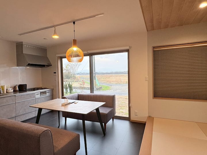 【琵琶湖まで徒歩圏内】大切な家族の一員、ペットとのご宿泊可能！２Ldk・温泉付き・bbq可 - Shiga