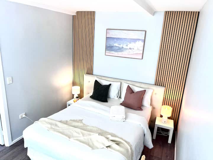 U2-cute Fresh Unit|quiet Centre|newac|smarttv - Salisbury