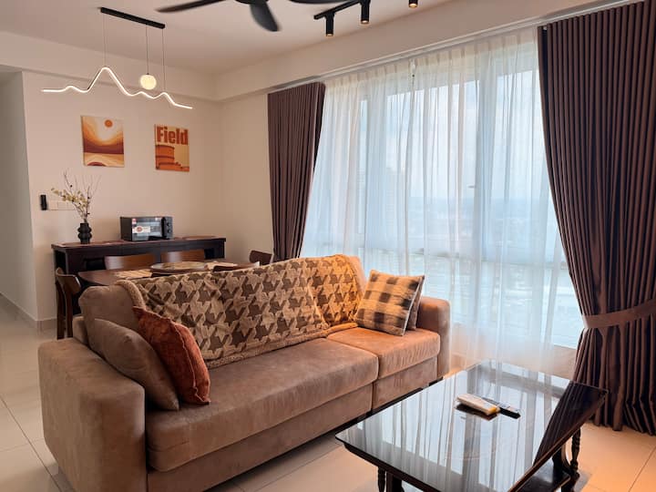 Classy 3br Kajang | Elegant & Spacious | Ukm | Ioi - Bangi