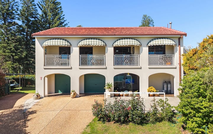 Sea View No.2 - Belmont