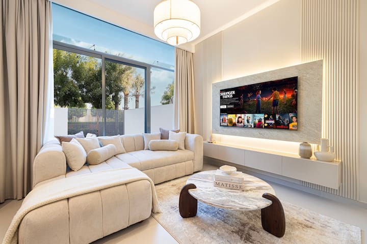 Modern 4bd Villa Retreat | Lazy River Facing - Dubai