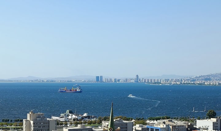 ŞEhir Merkezinde Tam Deniz Manzaralı - Buca