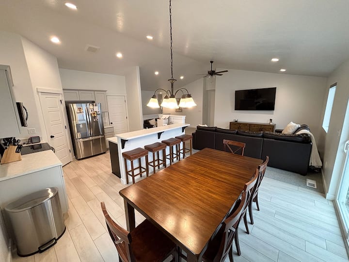6br Home | Near Park City Ski & Golf | Sleeps 12 - Heber City, UT