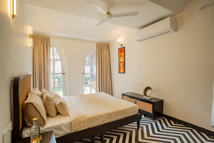 Villa With Pvt Pool & Garden Area | Candolim Beach - Sonipat