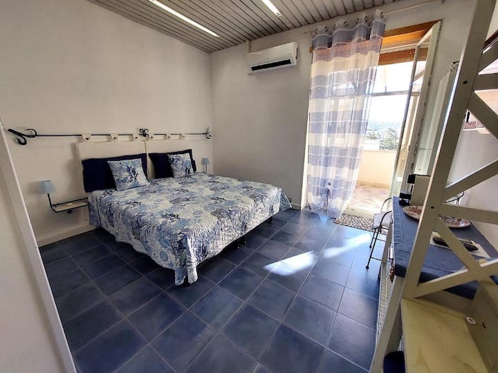 Stanza N 3 Con Veranda Privata - Nuoro