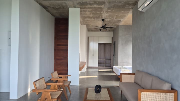 Stillwater Edge 4 - Level Four Studio Apartment - Colombo