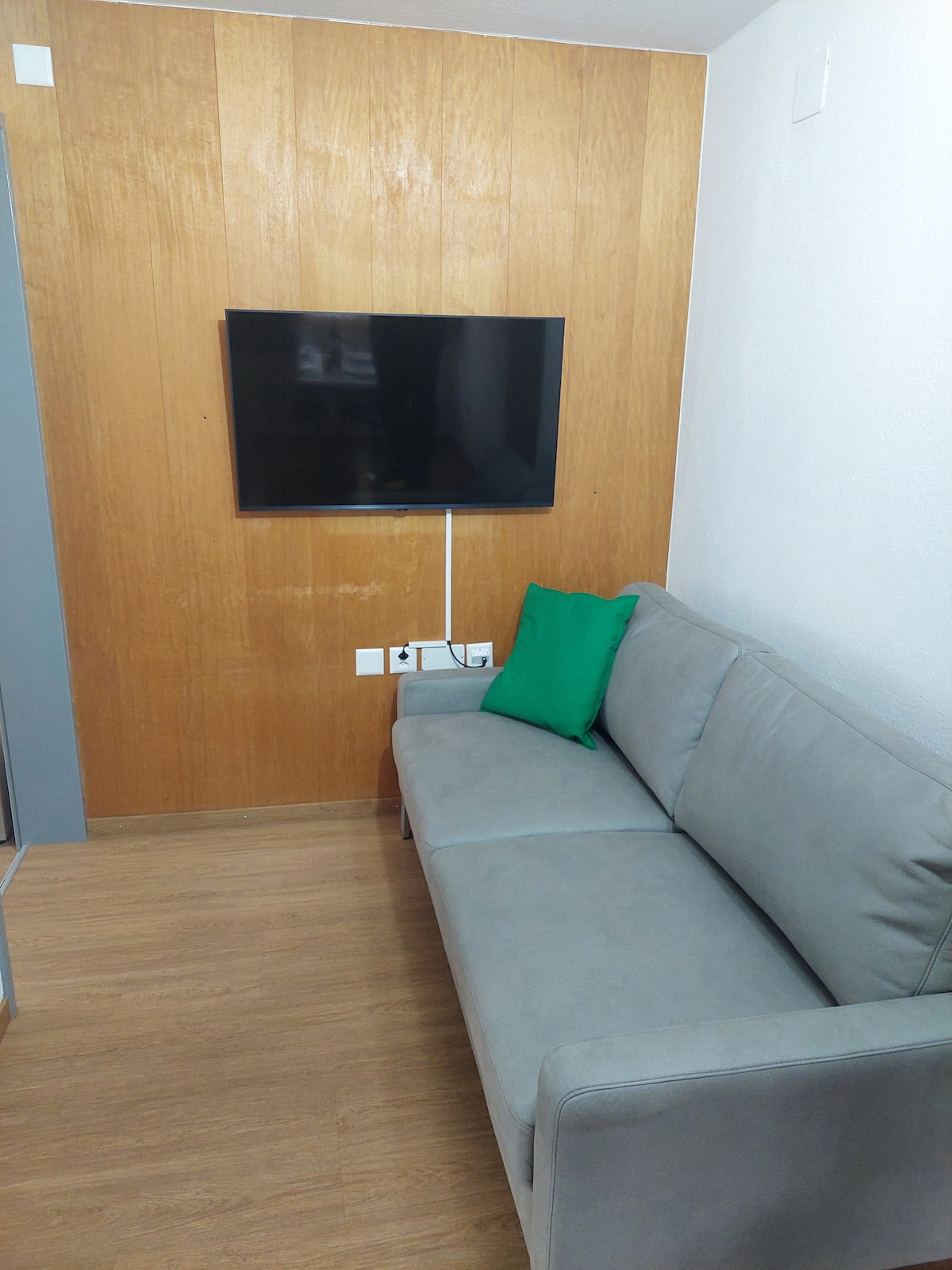 Haus Oberdorf Apartment 3 - Apartments for Rent in Zermatt, Valais ...