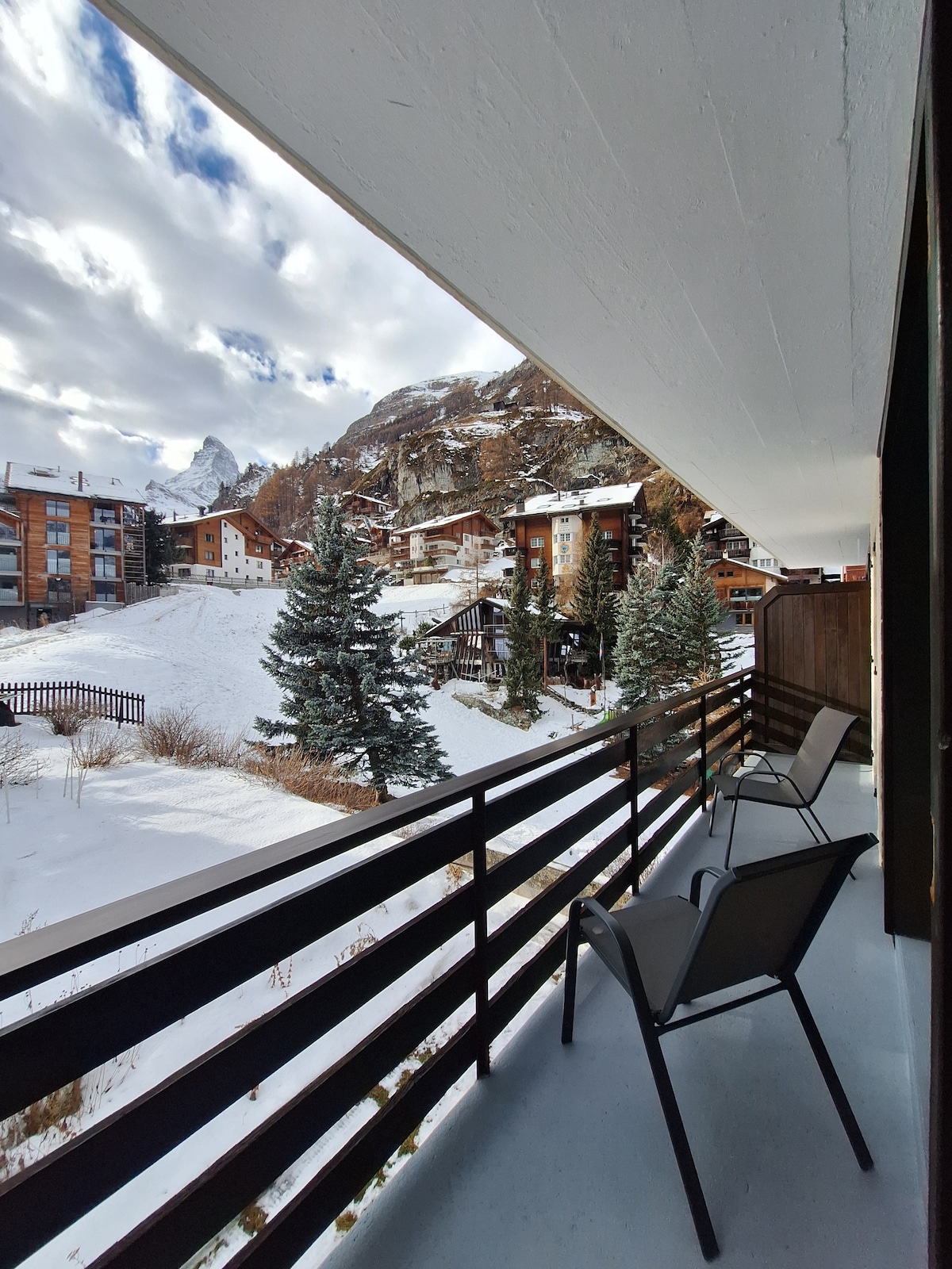 Haus Oberdorf Apartment 3 - Apartments for Rent in Zermatt, Valais ...