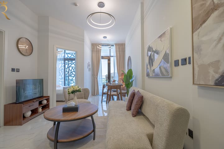 Relaxing 1br Balcony Escape | Masdar - Abu Dhabi