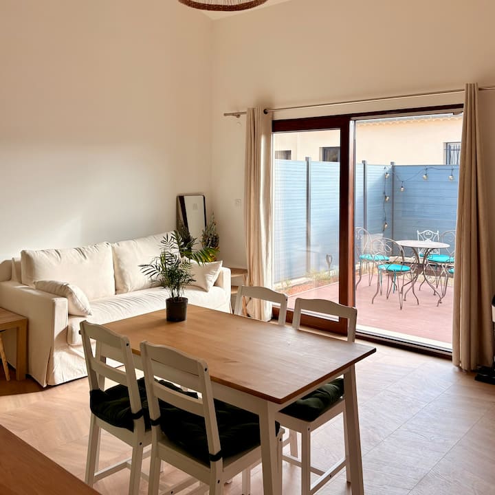 Esprit Lubéron : Le Romarin, Logement Entier - Le Thor