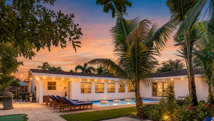 Oasis Home With Pool And Games - Palm Beach, FL