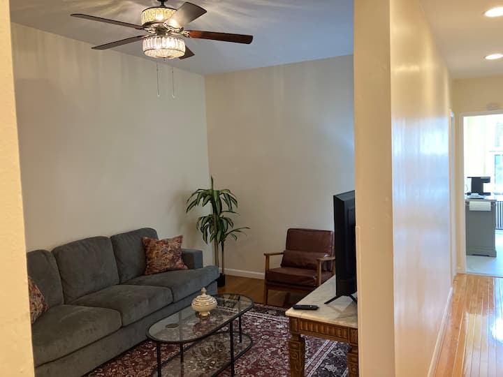 Charming 2br Hoboken Apt On 2nd Fl. Steps To Nyc! - Hoboken, NJ
