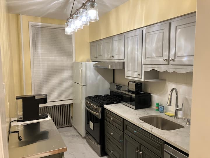 Charming Brownstone Apt In Hoboken – Steps To Nyc! - Hoboken, NJ