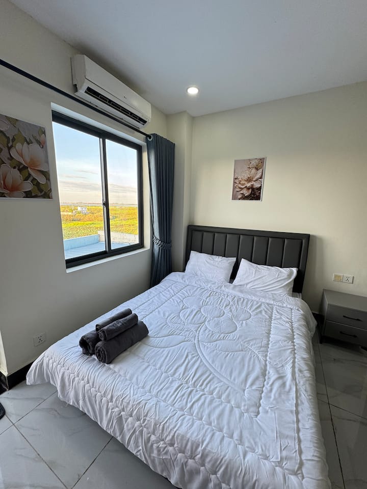 Ferry View Condo - Phnom Penh