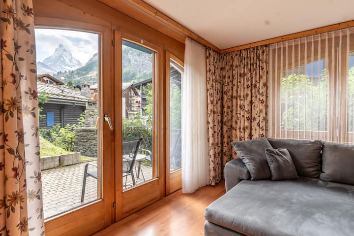 Arcadia Apartment, Central & Spacious - Zermatt