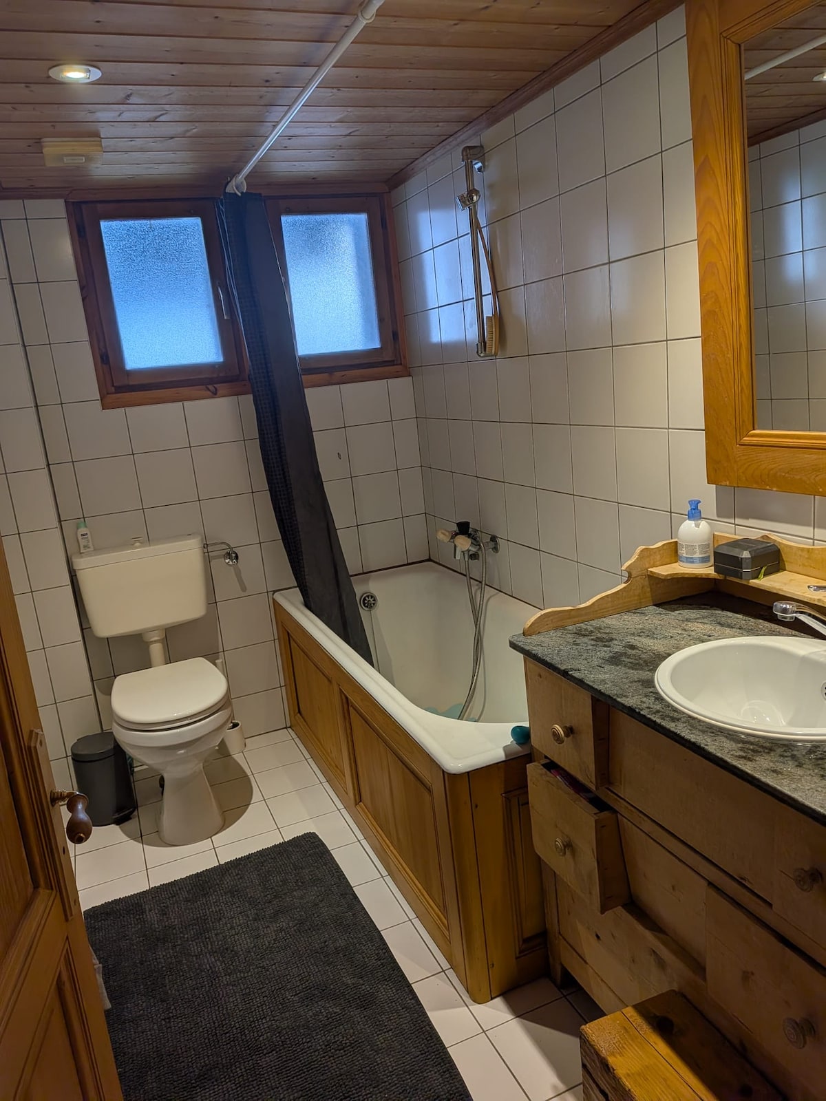 2 bedroom apparment, ski in and out - Flats for Rent in Val de Bagnes ...