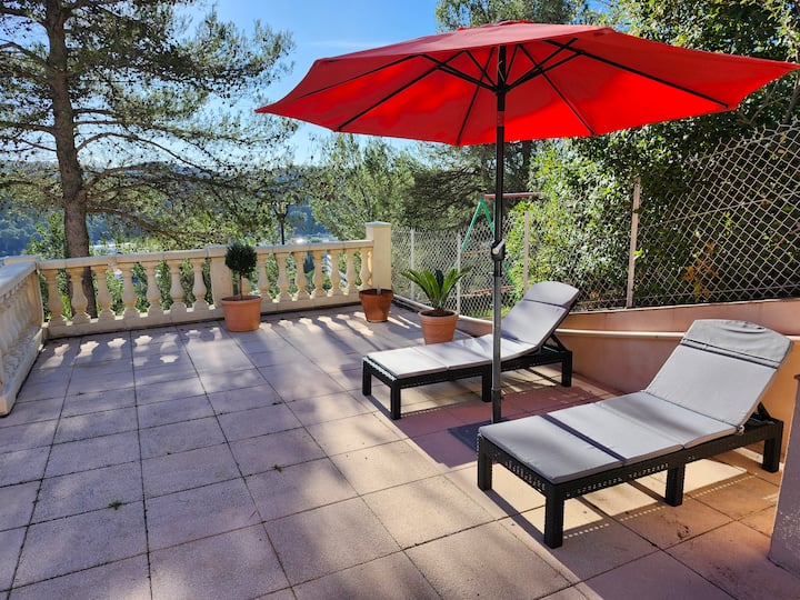 Bel Appartement Type Méditerranéen, Vue Dégagée - Aubagne