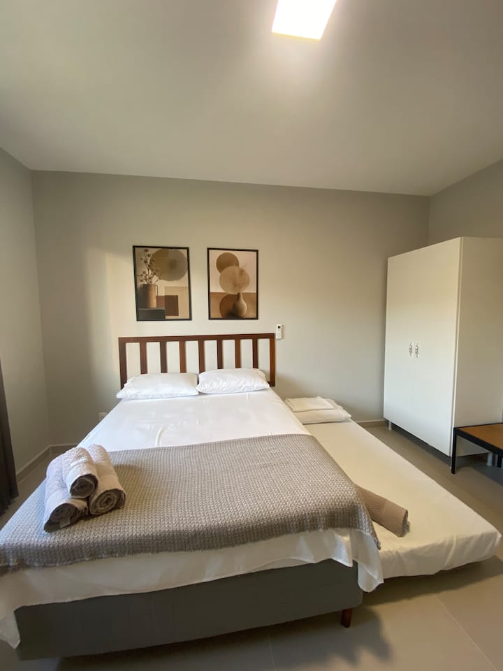 Apartamento Com Estacionamento Perto Da Sc-401 (4) - Florianópolis