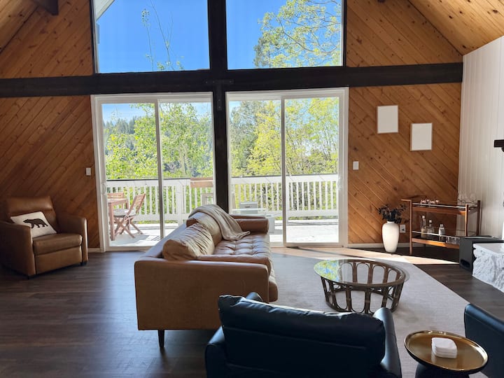 The Glass Peak/forest Views/ev Charger - Lake Arrowhead, CA