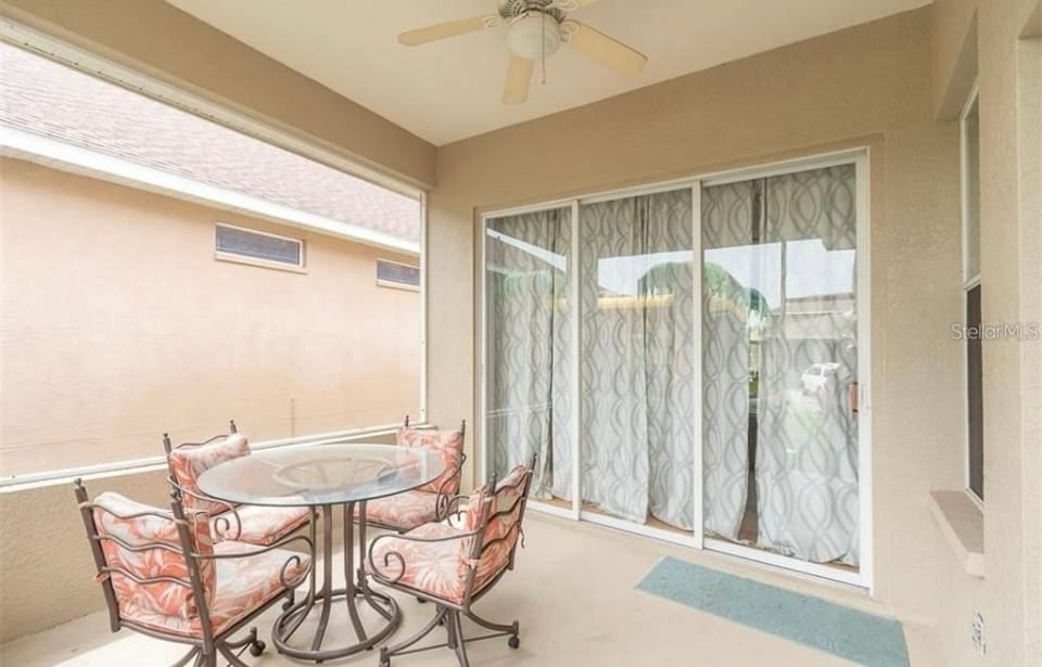 Retiro soleado en la costa del golfo - Casas en renta en New Port ...