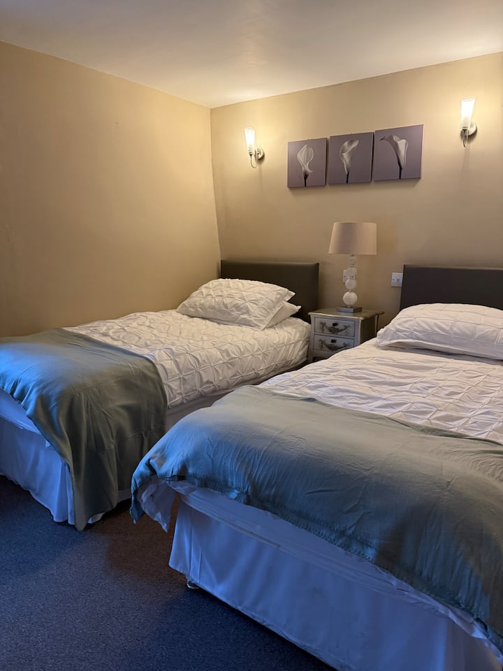 A Tranquil Setting In The Village Of Wereham. - Downham Market