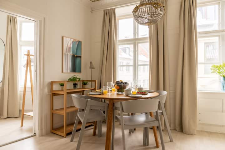 Comfortable 2br For 6 Near Tivoli & City Center - Copenhagen