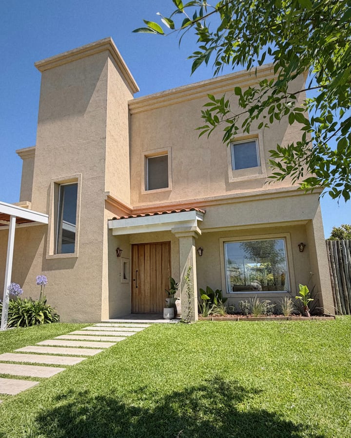 Casa En Pilar Sin Ruido En Barrio Privado - Villa Rosa