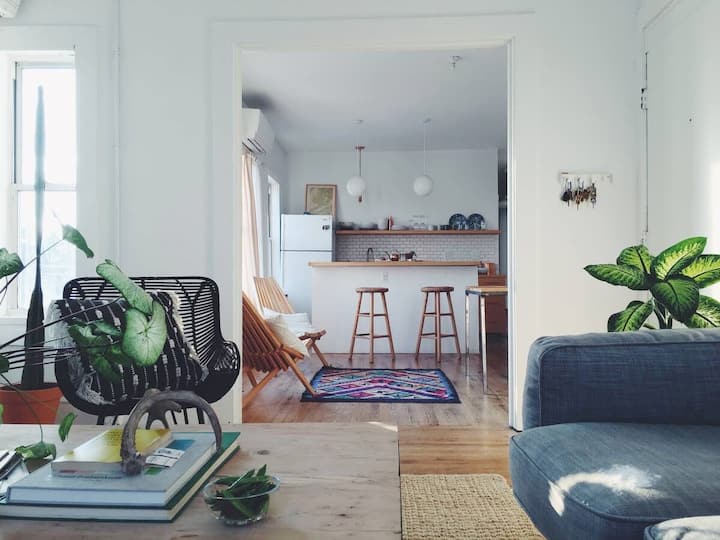 Etta - Charleston, WV