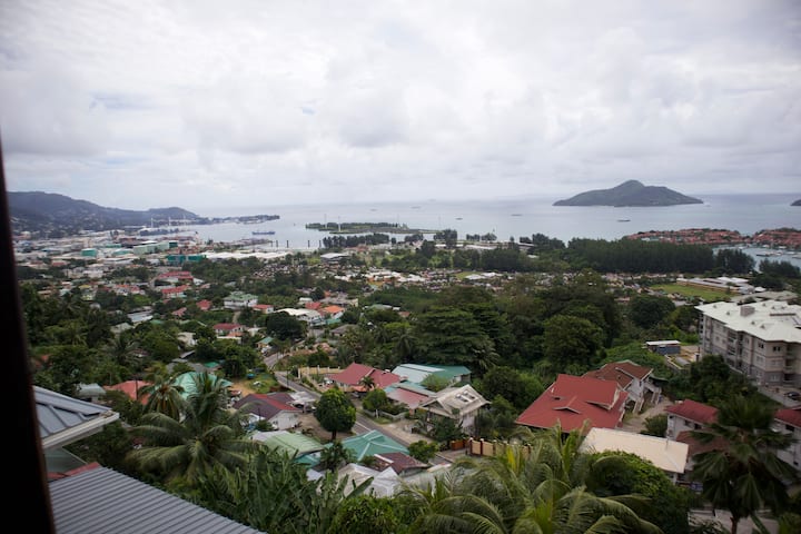 Skyview - Victoria (Seychelles)