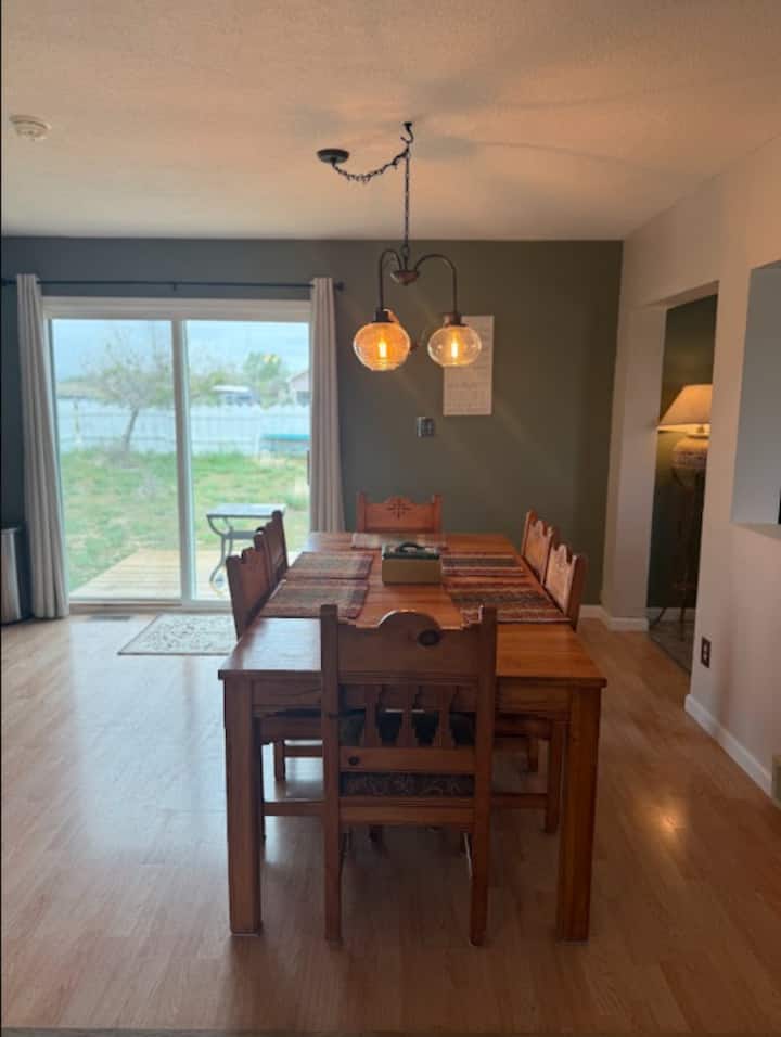 Platte River Retreat | Private Yard & River Views - Casper, WY