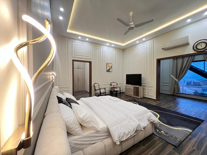 The Platinum View House - 파키스탄