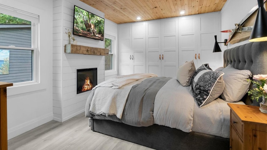 Retiro Echo Lake, Muskoka, playa privada y muelle - Casas en renta en Lake of Bays, Ontario ...