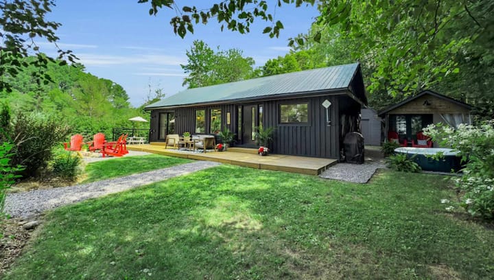 Echo Lake Retreat, Muskoka, Private Beach And Dock - Bracebridge