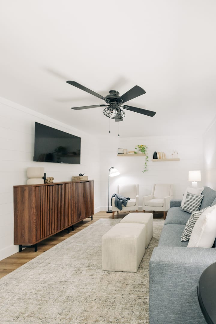 Cottage By Cabrini - Alexandria, LA