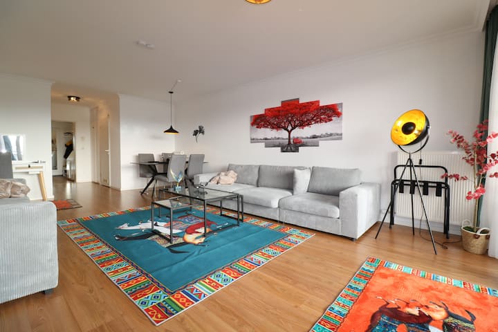 Room4you Central139 | 90sqm | Balcony | Lift - Paderborn