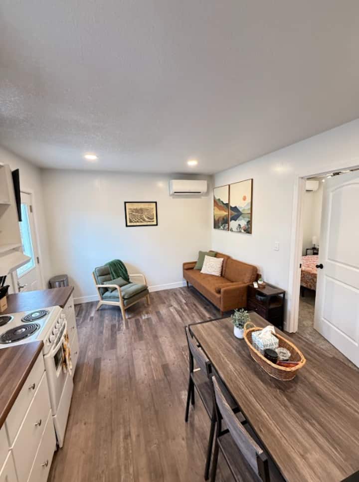 Cozy Suite 2 Near Notre Dame - Potato Creek State Park, North Liberty