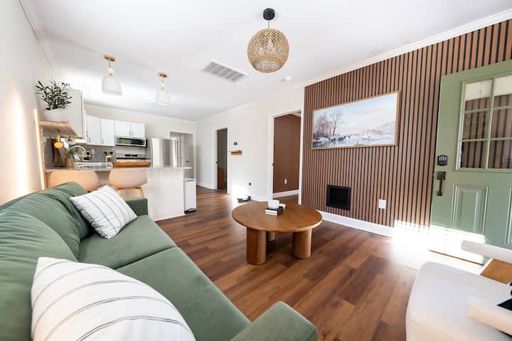 Downtown Boho Retreat - Spartanburg, SC