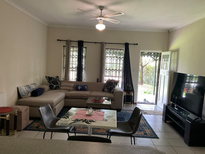 Mercy Flat B - A Place For Spiritual Retreat - Randburg