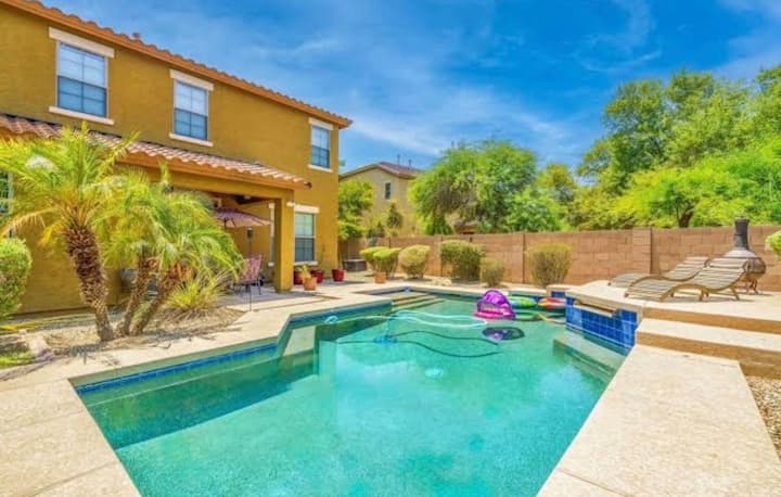 Goodyear Retreat! Pool | Movieroom | Games | Grill - Goodyear, AZ