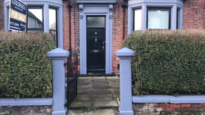 The Clayton Lodge - Preston