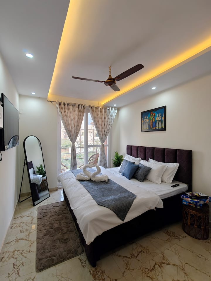 Luxurious 2bhk By Vairagyam | Near Aiims - 瑞詩凱詩