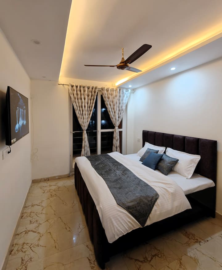 Luxurious 2bhk By Vairagyam | Near Aiims - Rishikesh