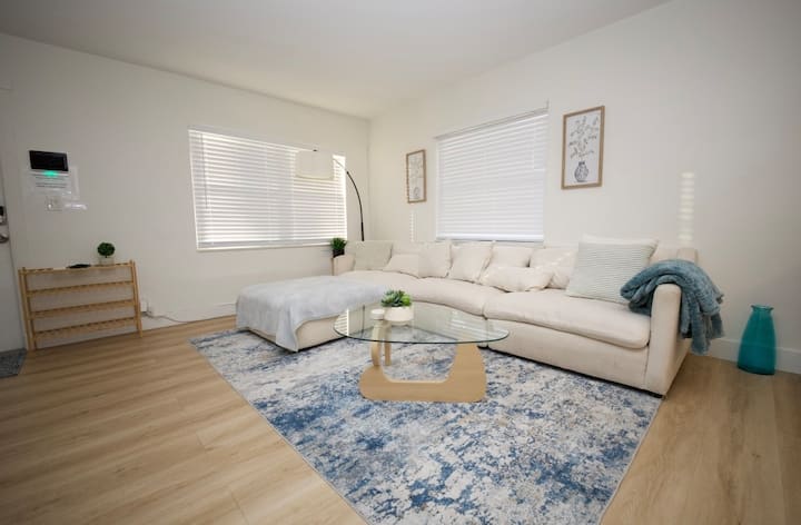 South Florida Coastal Home - North Lauderdale, FL