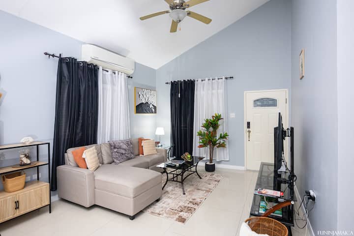 Gated Retreat With Resort Pool, Caymanas Estate - Jamaica