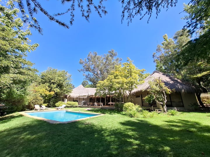 Amplia Casa En Rico Condominio Sector Punta Verde - Chile