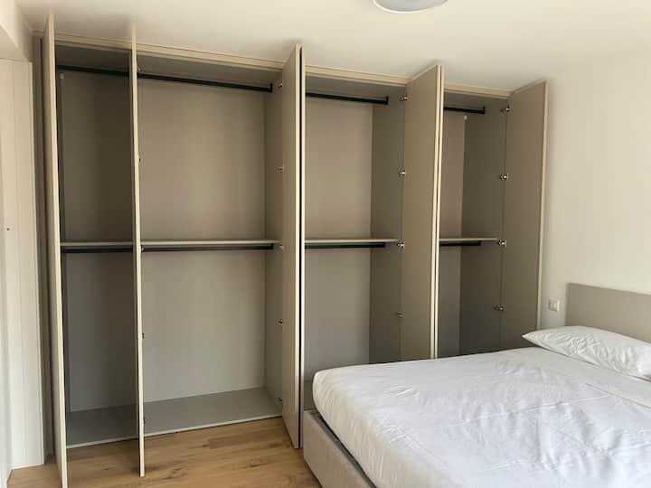 Live Lugano - Via Muggina -Three Rooms Flat - Kanton Tessin