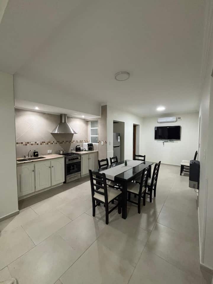 Alojamiento Para 6 P Familia, Trabajo. 9 De Julio - 9 de Julio