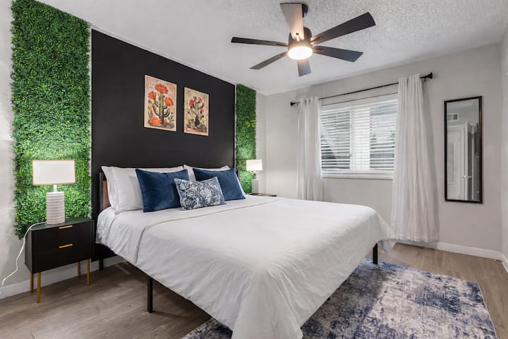 King Bed| Balcony| Walk To Dt & Ut| Free Parking - Enfield Road – Austin