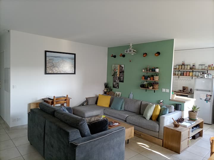 T2 Lumineux Balcon – Parking Facile – Clim-wi-fi - Aix-en-Provence